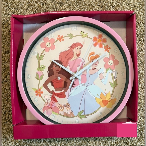 Disney | Wall Decor | Disney Princess Decorative Wall Clock Moana Ariel ...